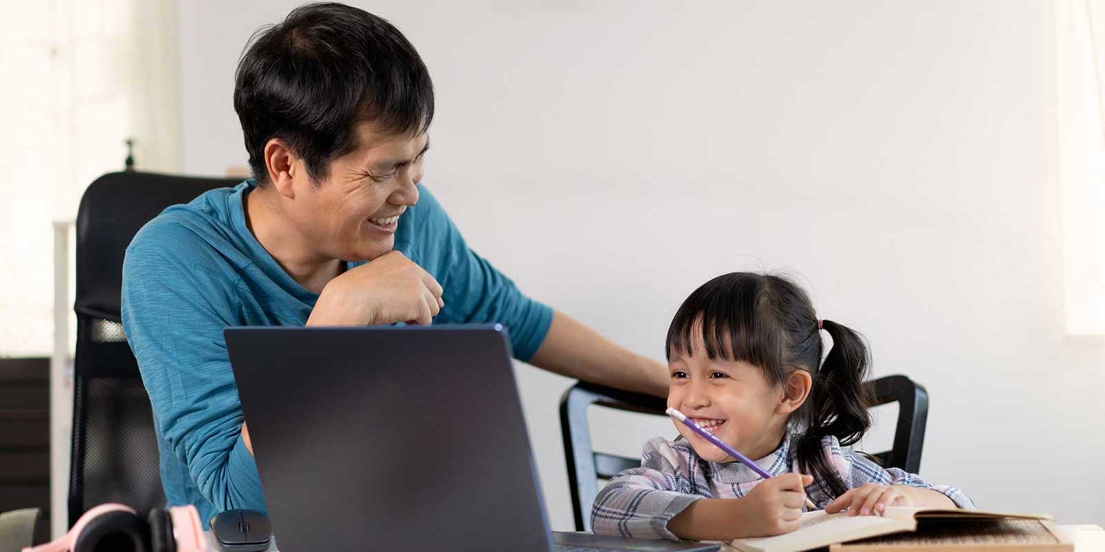 Benefits Of Hybrid Learning | Legends of Learning